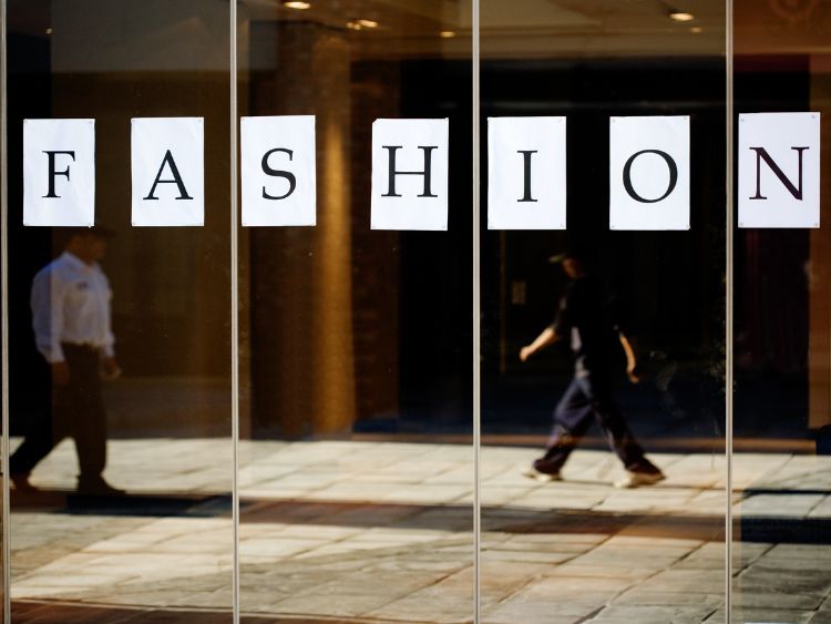 The Iconic Evolution of '90s Fashion: A Journey Through the Decade’s ...